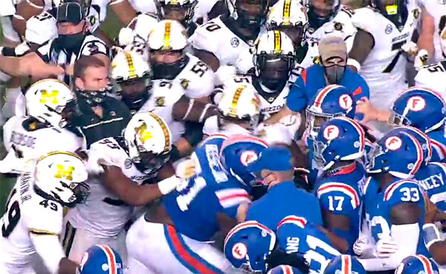 Watch as Florida, Missouri brawl wildly at halftime after late hit on ...